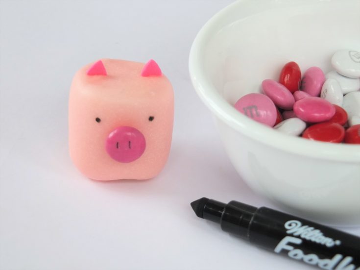Pig Marshmallow Cupcakes - Chinese Lunar New Year Food Recipes